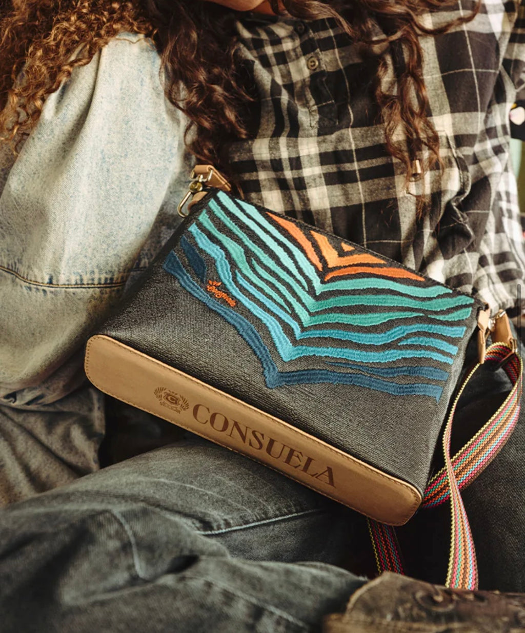 Consuela Noah Downtown Crossbody – A Splash of Sass