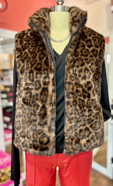 Renuar Leopard Vegan Fur Vest – A Splash of Sass